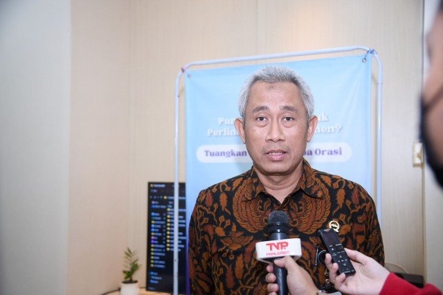 Setjen DPR Ucapkan Selamat kepada Pemenang Lomba Orasi - WikiParlemen Setjen DPR Ucapkan Selamat kepada Pemenang Lomba Orasi - WikiParlemen